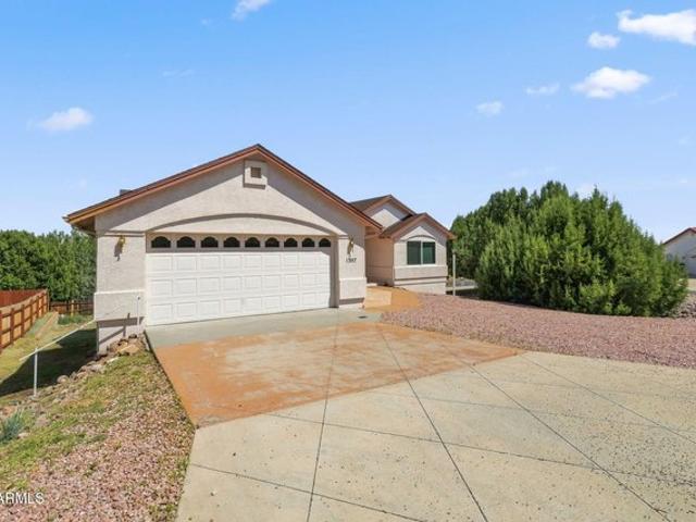 1357 N Rustlers Roost, Dewey, AZ 86327