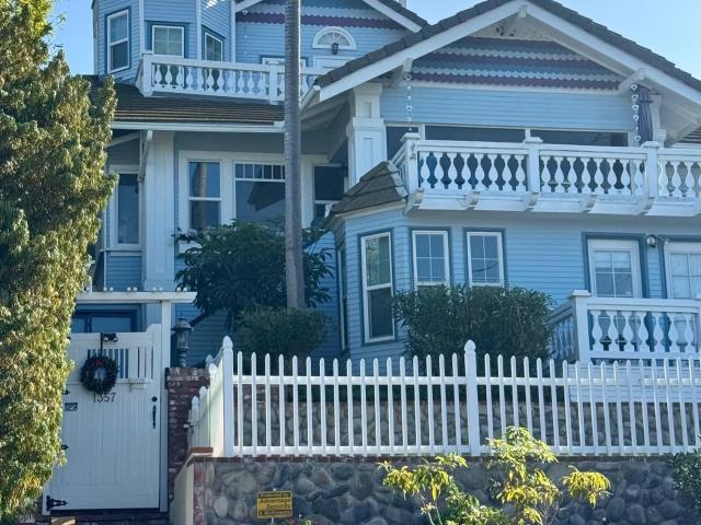 1357 Olivet St, La Jolla, CA 92037 | MLS #250045 | Compass