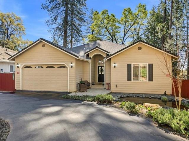 13580 Forest Park Ln, Grass Valley, CA 95945