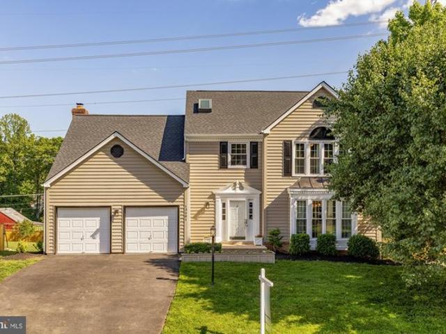 13581 Castlebridge Ln, Woodbridge, VA 22193