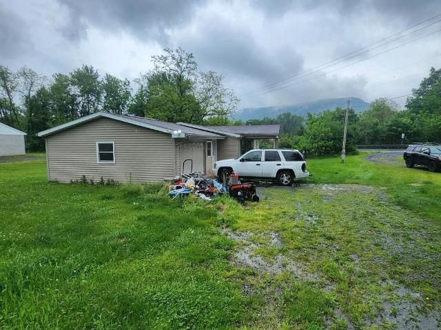 13581 Main Street