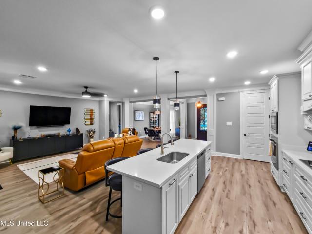 13589 Deer Field Drive