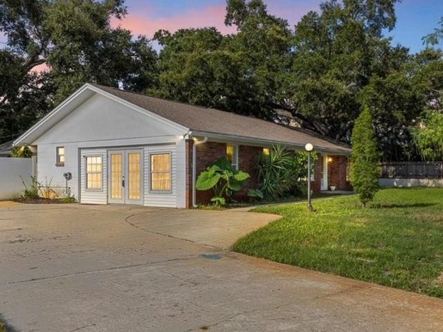 13589 st Ter, Seminole, FL 33776