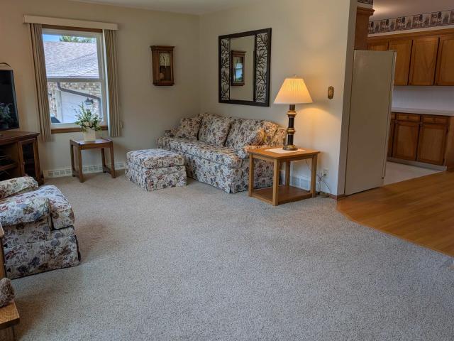 1358 Empire Court