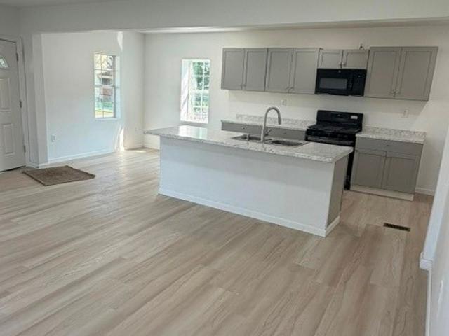 1358 SE Belvedere