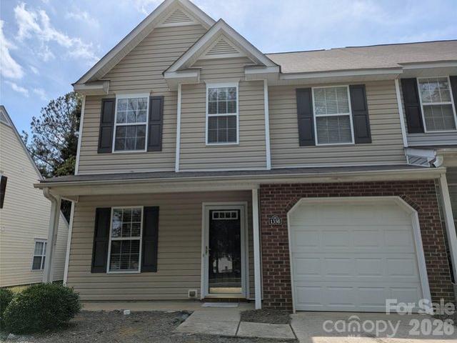 1358 Walnut Hill Dr, Rock Hill, SC 29732