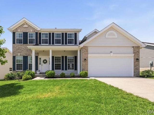1358 Woodgrove Park Dr, O'Fallon, MO 63366