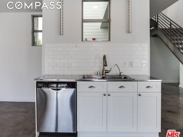 1358 4th St PHD, Santa Monica, CA
