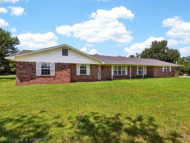 13596 Red Bird Lane