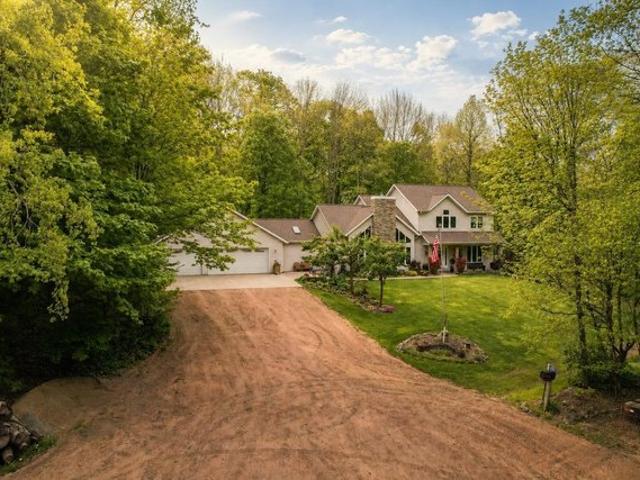 135976 Freeman Valley Rd, Mosinee, WI 54455