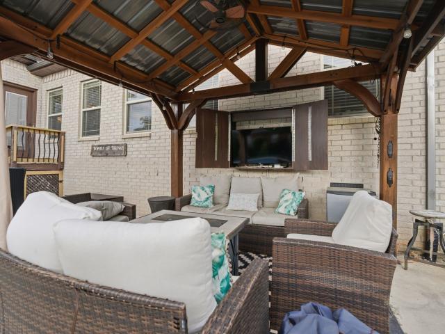 1359 Middlebury Ct