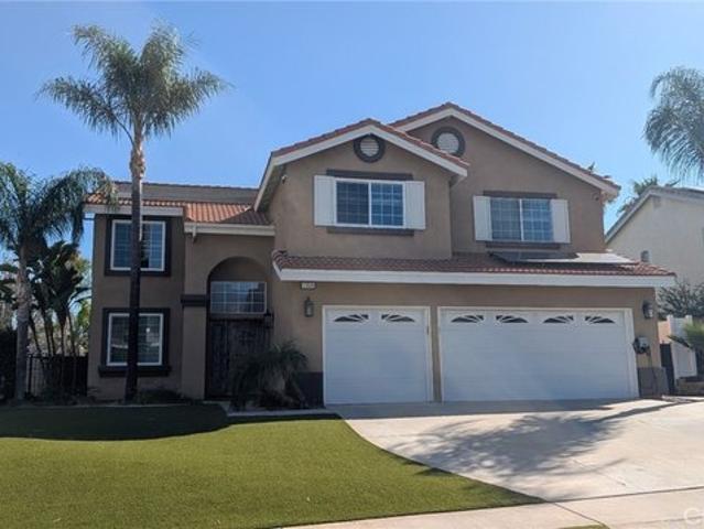 1359 Williamsburg Ln, Corona, CA 92882