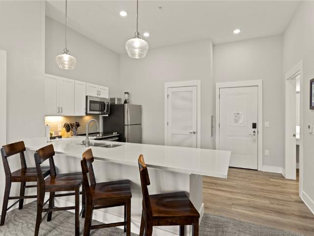 13500 Clemson Boulevard 2104 AB