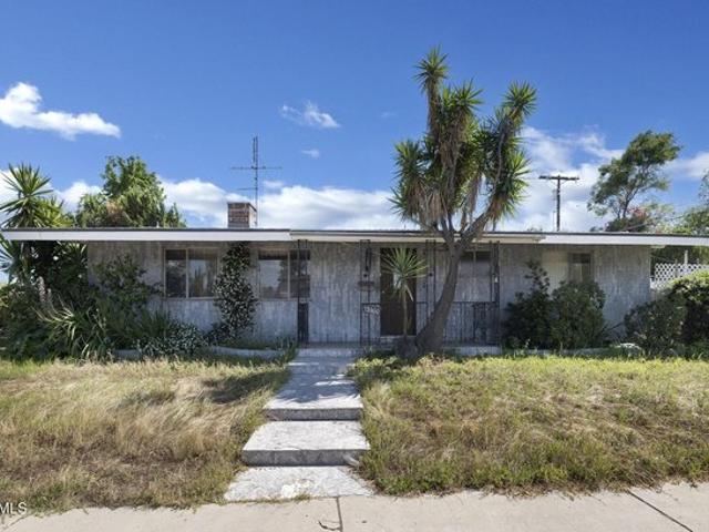 13500 Strathern St, Panorama City, CA 91402