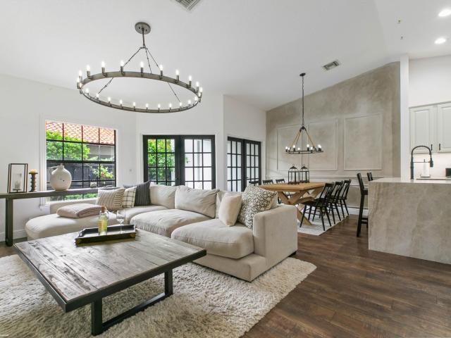 13504 Fountain View Blvd, Wellington, FL 33414 | MLS #B26021 | Compass