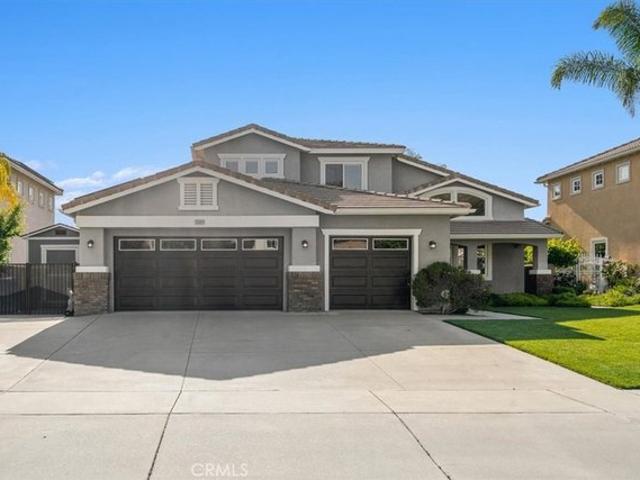 13504 Mesa Crest Dr, Yucaipa, CA 92399