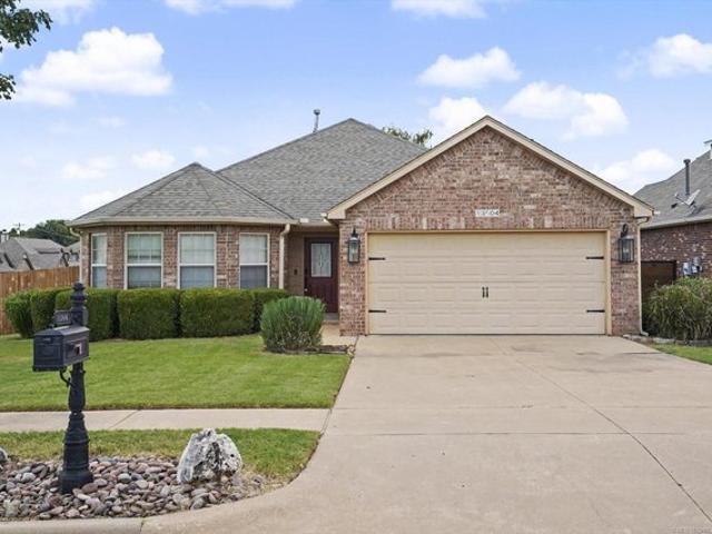 13504 S Nyssa St, Glenpool, OK 74033