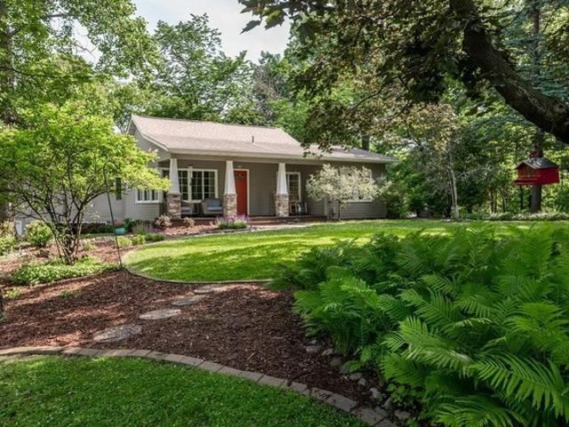 13508 Sunset Trl, Plymouth, MN 55441