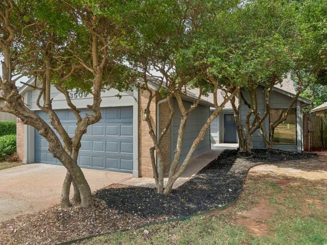 13509 Country Place