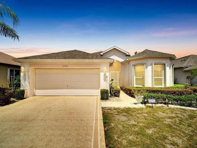 1350 Misty Greens Dr, Sun City Center, FL 33573