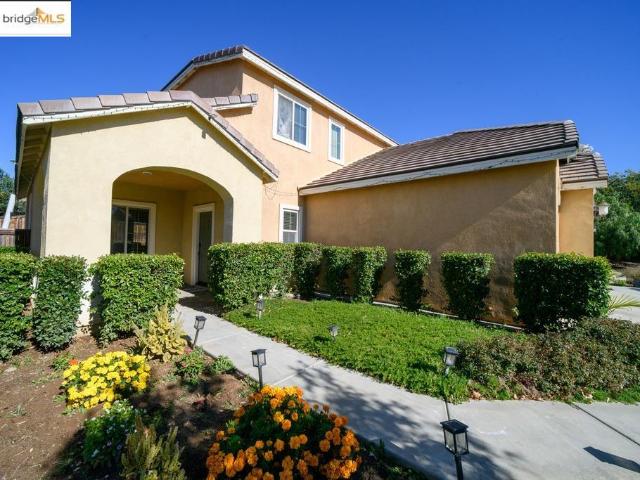 1350 Mistletoe Dr, Beaumont, CA 92223 | MLS #41118