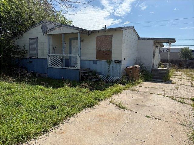 1350 Daytona Dr, Corpus Christi, TX 78415
