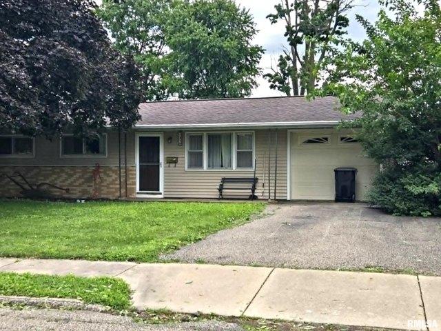 1350 E Elm St, Canton, IL 61520