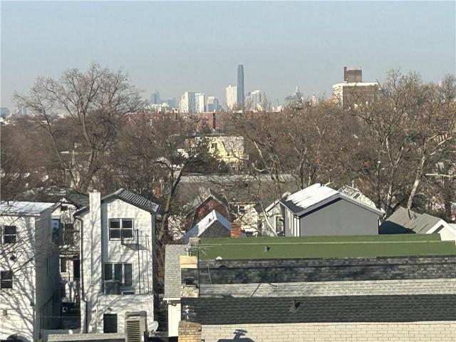 1350 East 5th Street, Unit 5I
