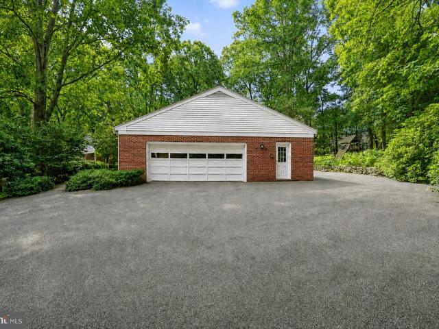 1350 Greenwood Circle