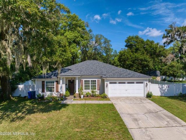 1350 River Hills Cir E, Jacksonville, FL 32211