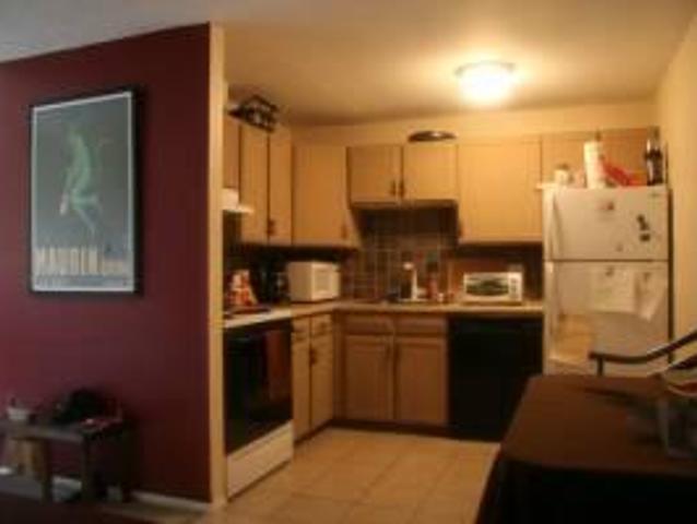 $1350 / 1br 650ft² Fully Furnished Condo, Perfect for Traveling Nurses 1050 Lafayette St # 302