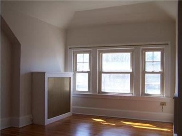 $1350 / 2br 1000ft2 2 Bedrooms/2 Baths, Rent I