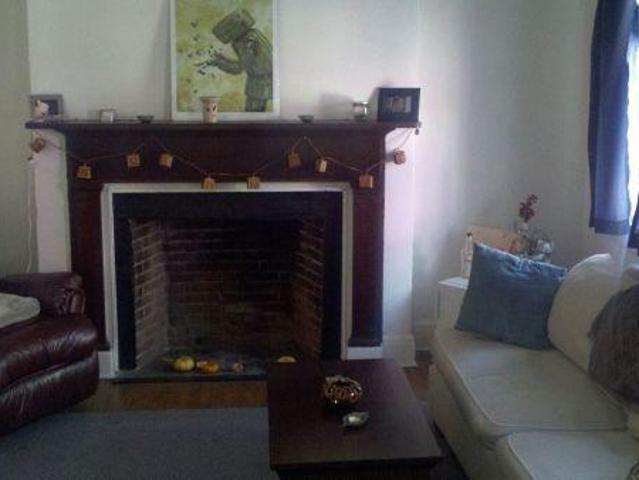 $1350 / 2br *Unique Living Opportunity* Historic Ellicott City