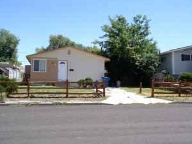 $1350 / 3br Clean, Fresh, & Nice! Fenced Back Yard & 2 Storage Sheds Elko in Town map
