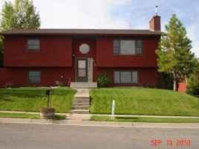 $1350 / 4br NICE & CLEAN HELENA UPPER EAST