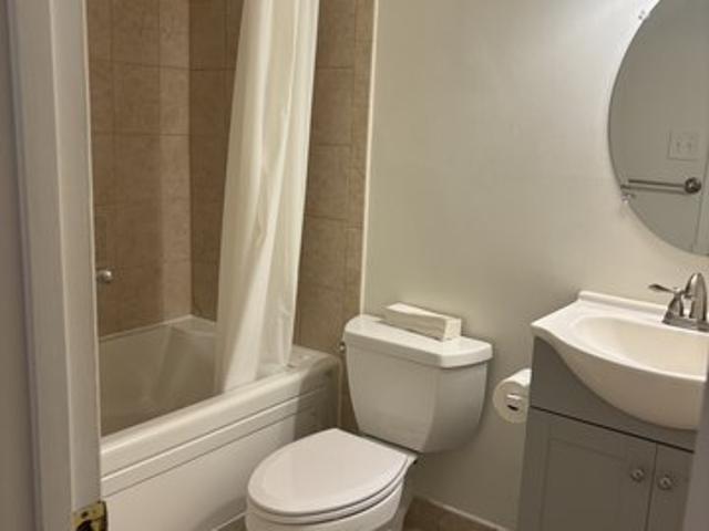 13510 Ellendale Dr, Chantilly, VA 20151