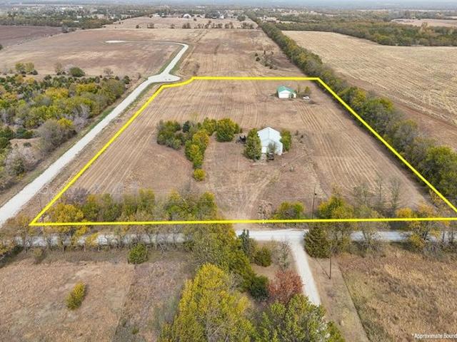 13510 SW 220th St, Douglass, KS 67039