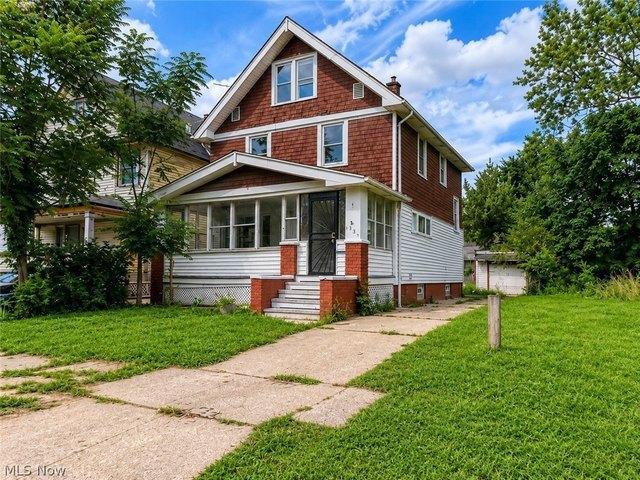 13511 Beaumont Ave, East Cleveland, OH 44112