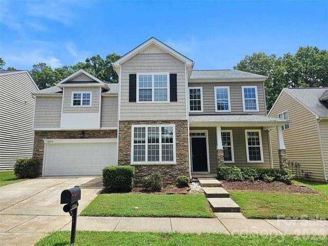13514 Delstone Dr, Huntersville, NC 28078