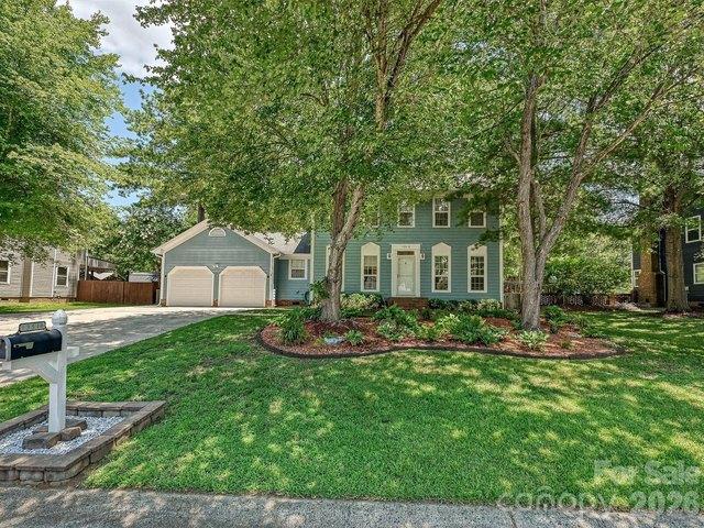 13518 Krislyn Woods Pl, Charlotte, NC 28278