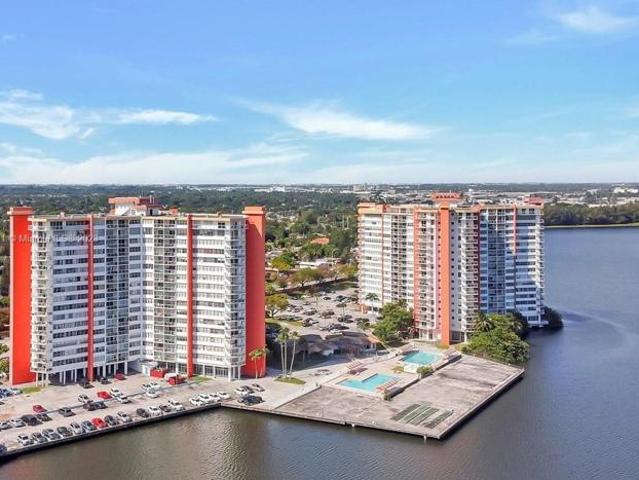 1351 Miami Gardens Dr NE #1202E, Miami, FL 33179