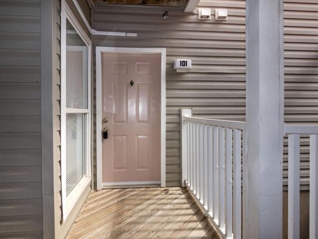 1351 Crab Orchard Drive 101