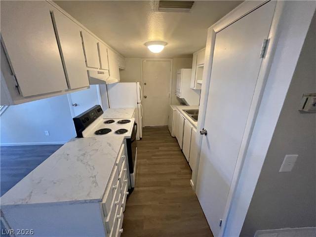 1351 Dorothy Avenue 2