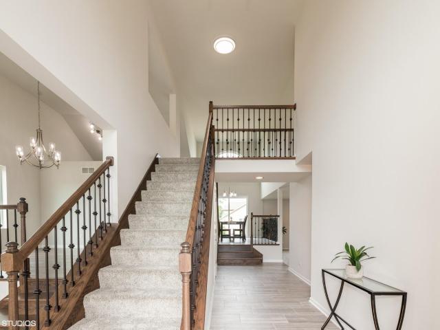 1351 E 77th Pl, Merrillville, IN 46410 | MLS #812048