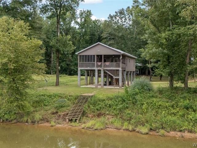 1351 Riverview Beach Rd, Moundville, AL 35474
