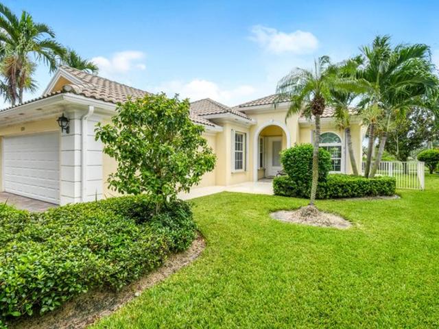 1351 St Lawrence Dr, Palm Beach Gardens, FL 33410