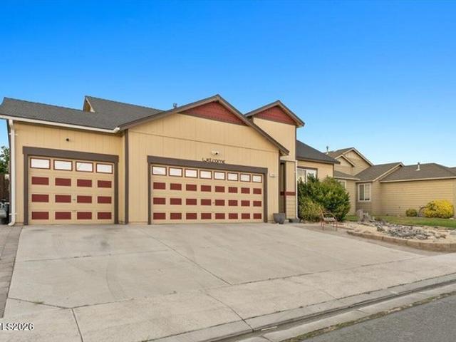 1351 Shadow Ln, Fernley, NV 89408