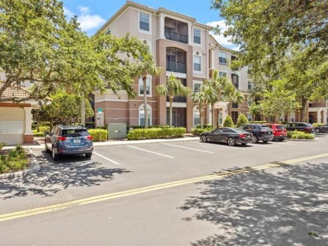 1351 Venezia Ct #401, Davenport, FL 33896