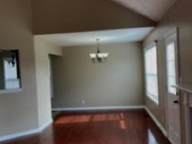 1351 Whitt Ln