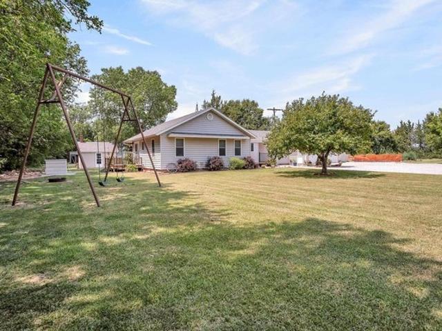 1351 24th Ave, Galva, KS 67443